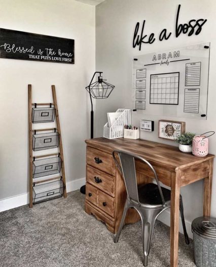 21 Farmhouse Home Office Ideas to Boost your Productivity - Farmhousehub