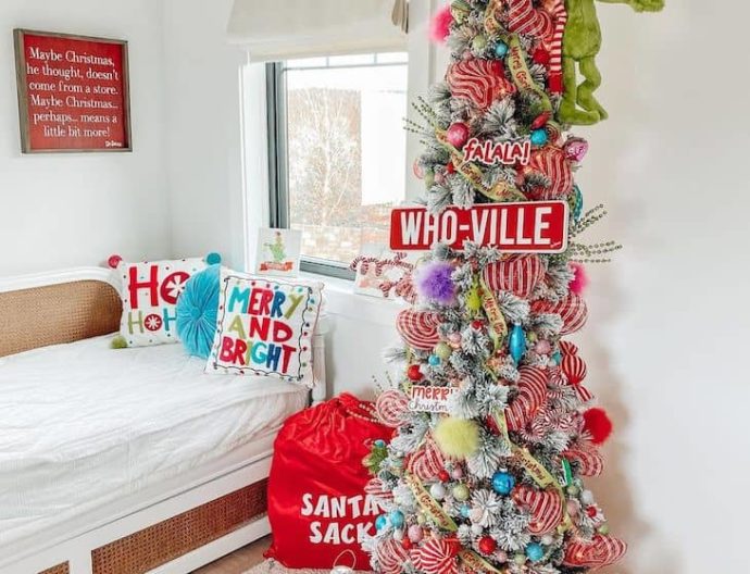 Christmas Homes - Spectacular Garland Game - Farmhousehub