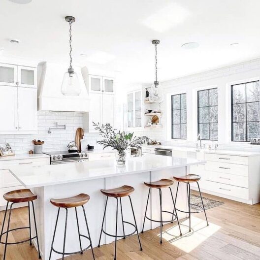 Beautiful Farmhouse Bar Stools for your Kitchen - Farmhousehub