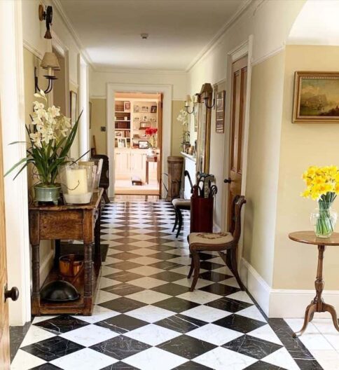Checkerboard Floor Ideas for Every Room - Farmhousehub