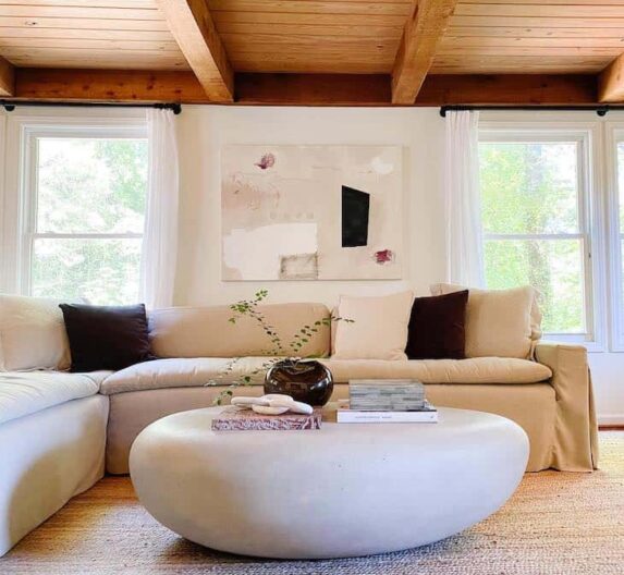 24 White Coffee Tables That Steal the Show - Farmhousehub