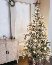 Rustic Christmas Tree Ideas for a Cozy Holiday - Farmhousehub
