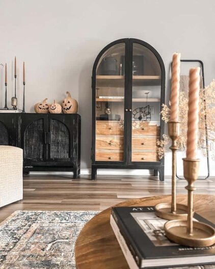 9 Simple Ways to Style Modern Fall Decor - Farmhousehub