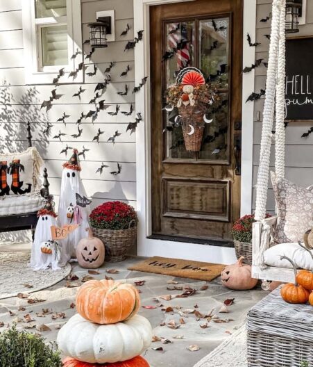 The Best Halloween Door Decorating Ideas for a Spooky Welcome ...